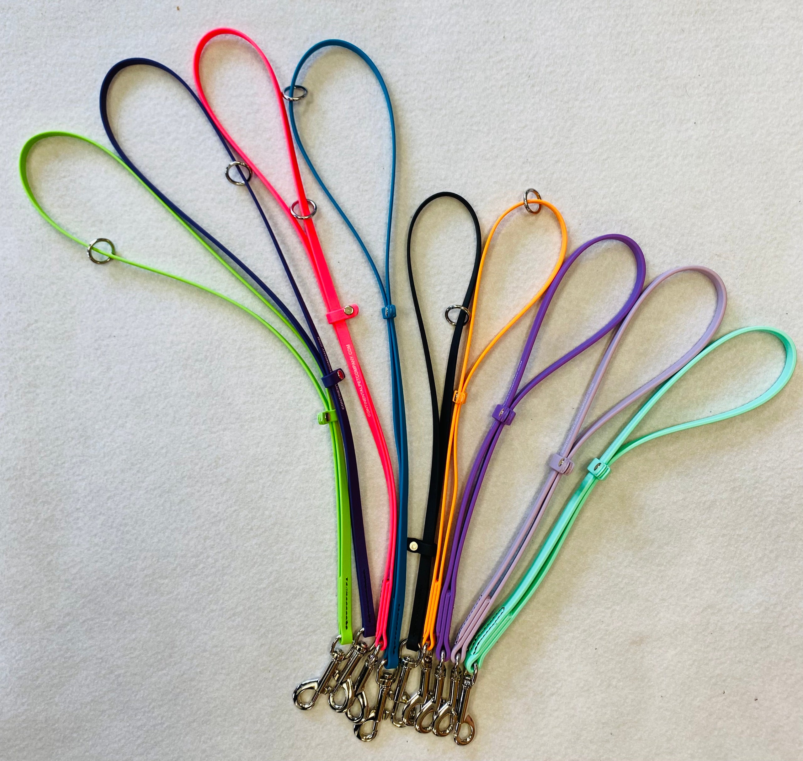 Biothane Grooming Loop Canada | Continental Pet Company & Dogs Do Smile